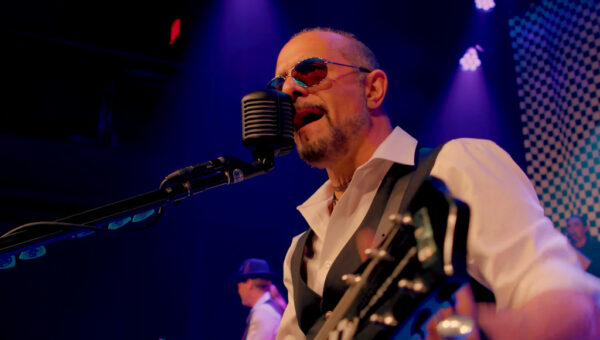 OVERKILLs D.D. VERNI macht Rock’n Roll – ‘Cadillac Man’ Video - Obliveon