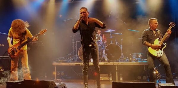 MIDNIGHT RIDER - Heavy Rocker mit `Time Of Dying´ Track im Visualizer ...