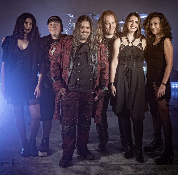 DYING PHOENIX - `Mother Of Dragons´ Clip der Symphonic Metaller ...