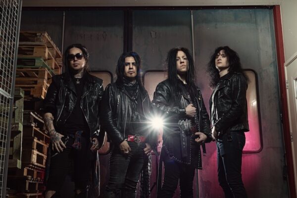 SMOKING SNAKES – `Run For Your Life` Video der rotzigen Sleazer - Obliveon