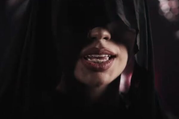 MANNTRA – Präsentieren `Unholy Water´ Single vom kommenden „Titans“ Album - Obliveon